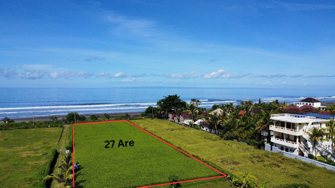 Superb 27 are beachfront Prime development site – Medewi Real Estate